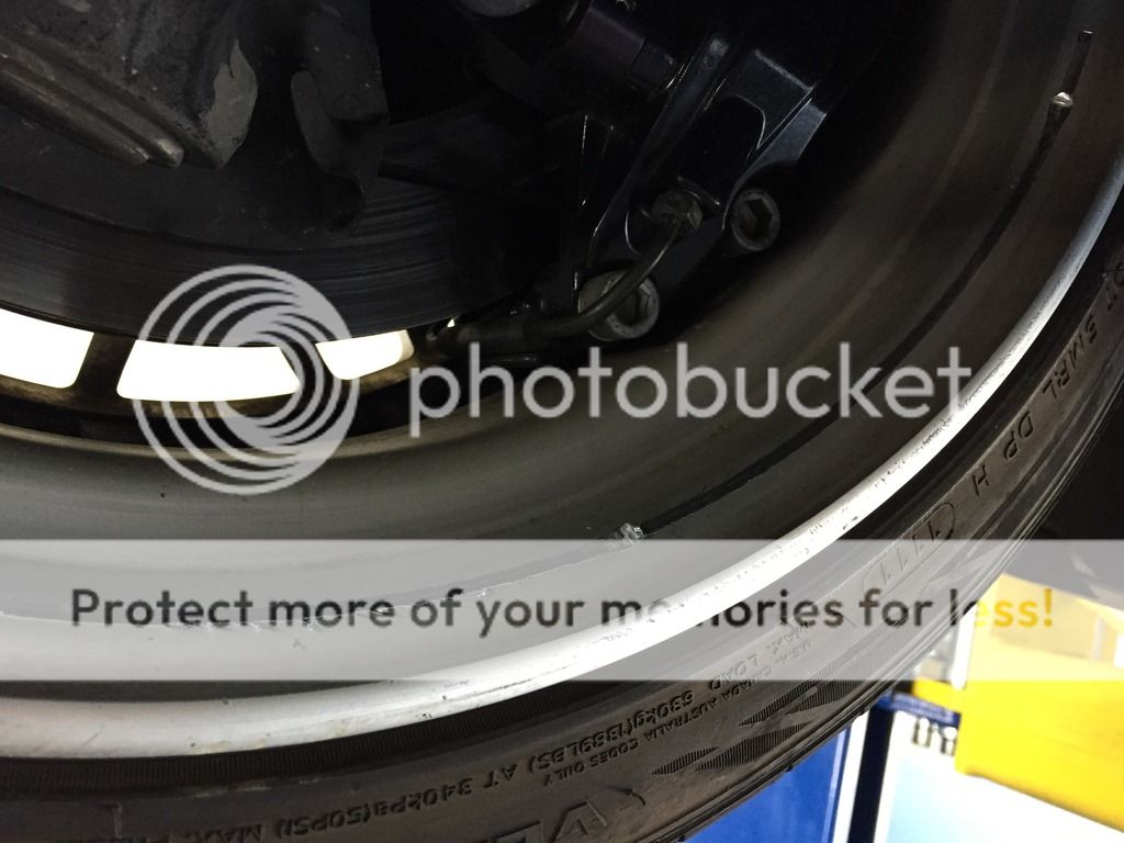 Deep scratches/gouges on the inside of rims